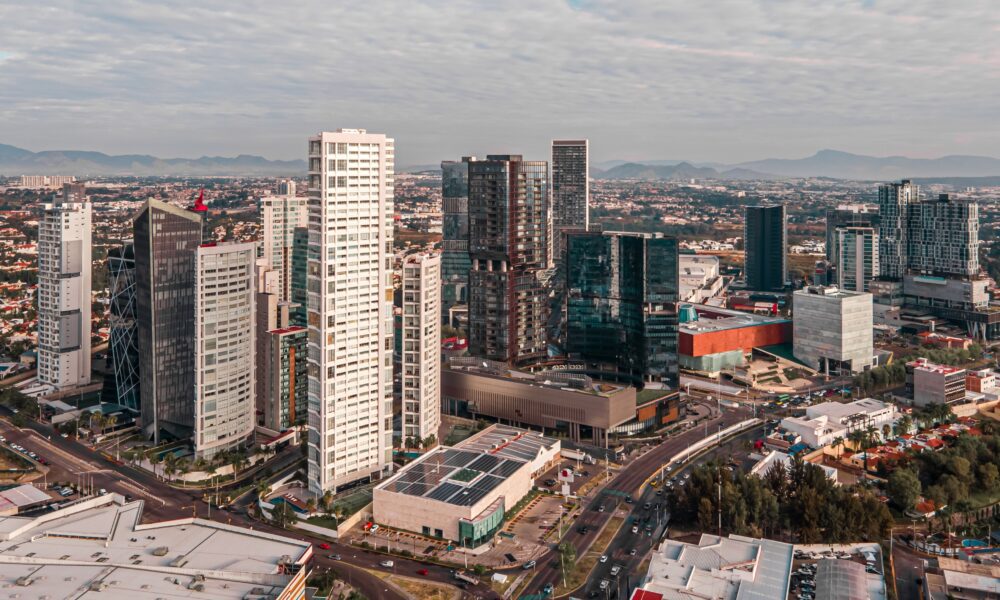 Reporte CBRE Q4 2025: Mercado de Oficinas en Guadalajara registra mayor ...
